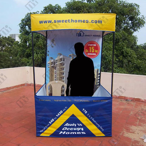 Flat Roof Tents – Metro Imaging